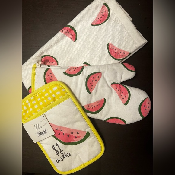 kate spade | Kitchen | Nwt Kate Spade New York Watermelons 3 Piece ...